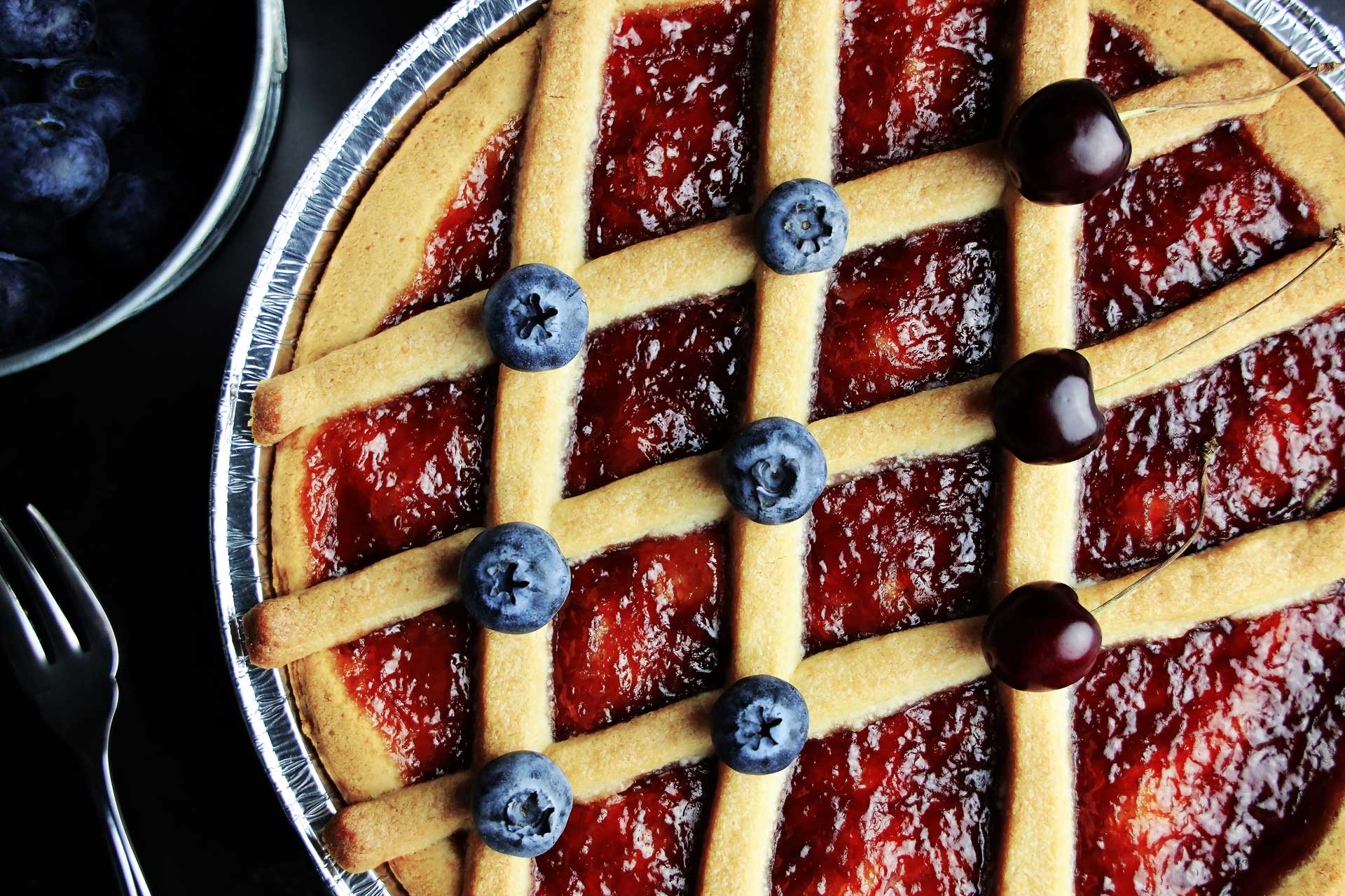 Raspberry Crostata Recipe - Refreshingly Fruity Italian Pie | Tuscany ...