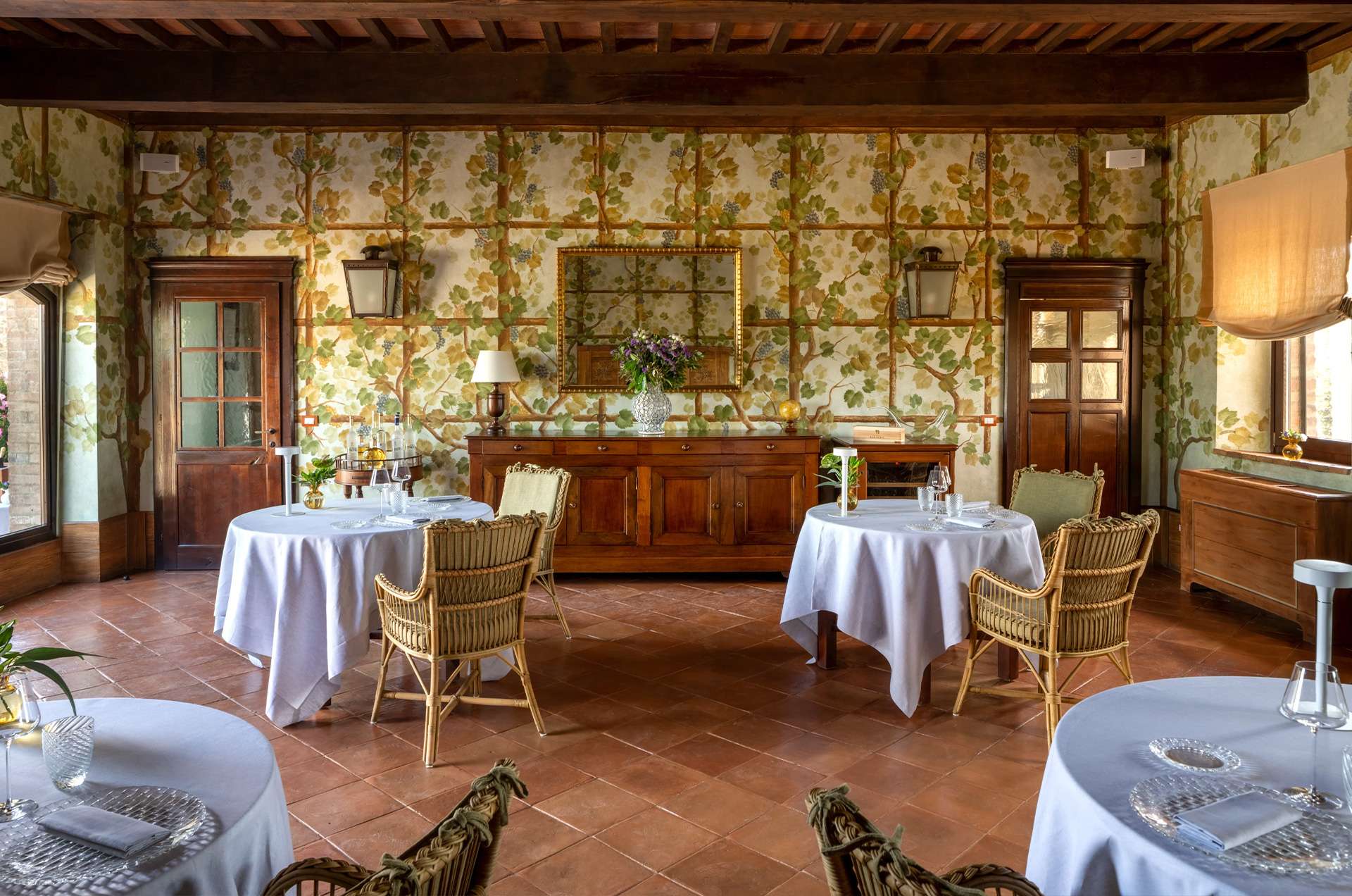 Brunello Wineries Experience with Lunch | Tuscany Now & More
