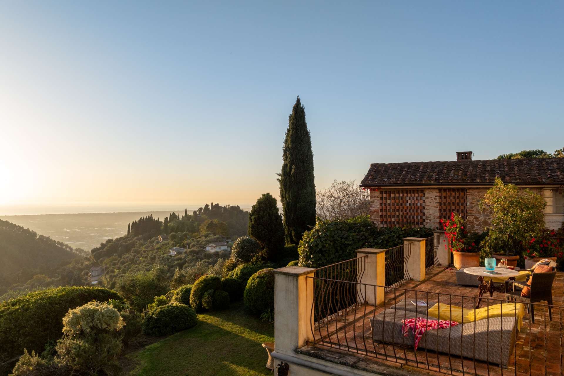 Villa Cieli | Luxury villa with pool | Tuscany Now & More